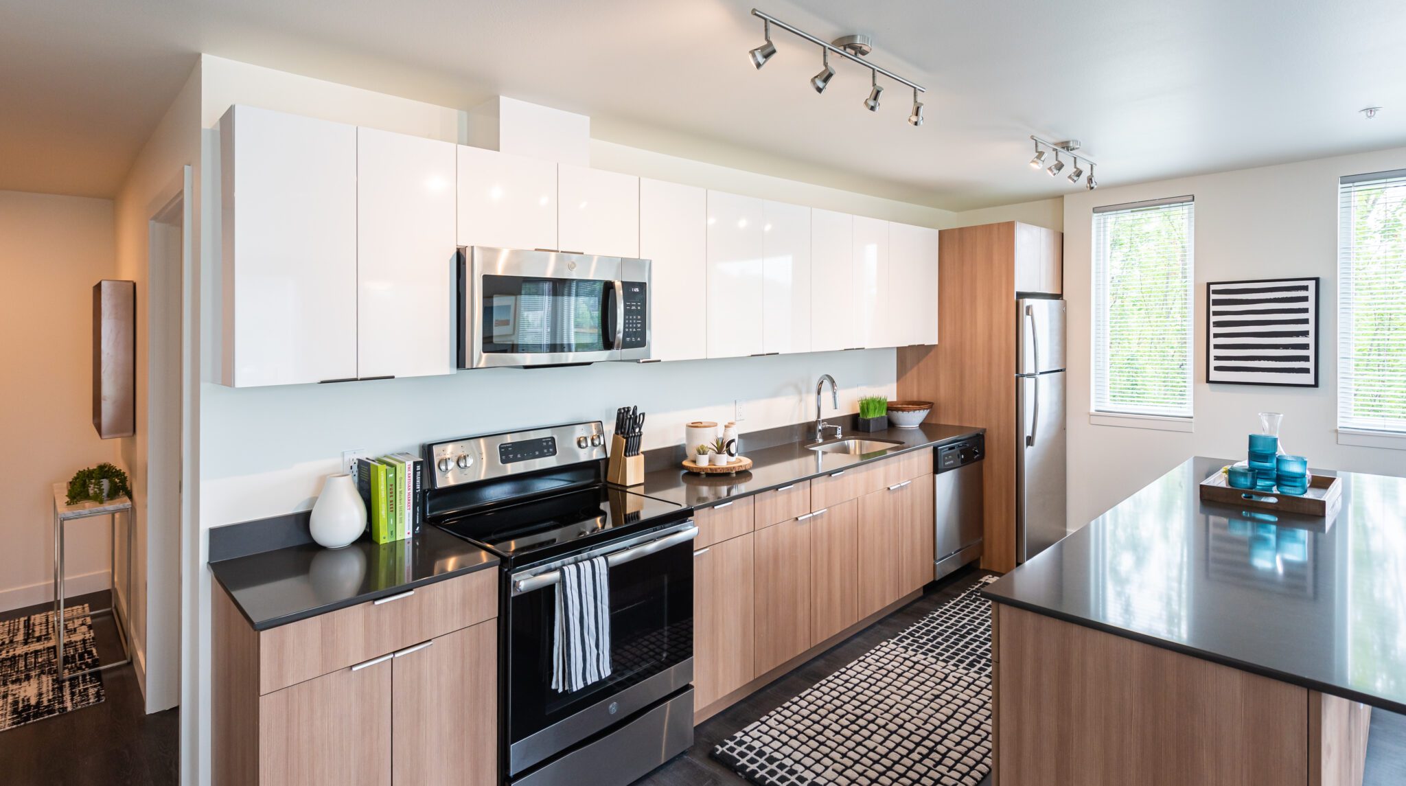 Muir Apartments - Simon | Anderson Multifamily Team